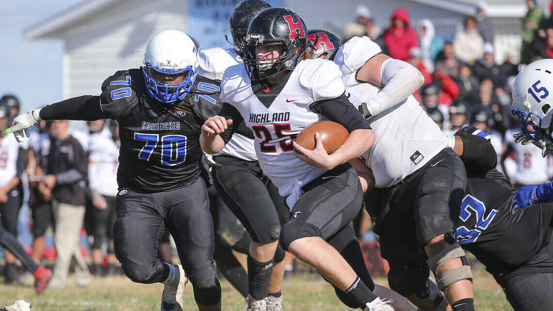 Illinois high school football: Highland 21, Cahokia 20 | Belleville ...