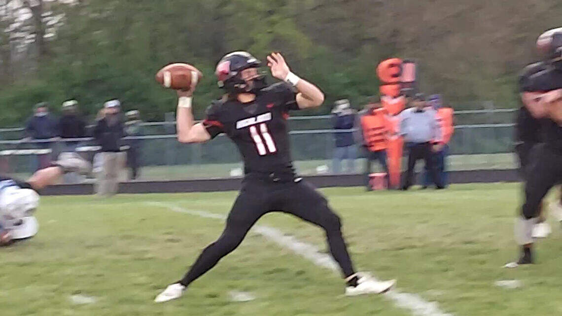 Highland IL football team faces Jerseyville in MVC game | Belleville ...
