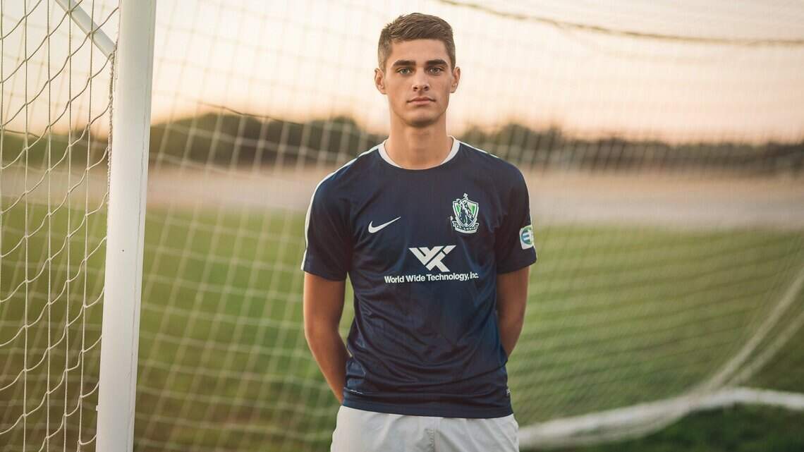 Highland, IL, soccer star Sikora ready for Missouri S&T | Belleville ...