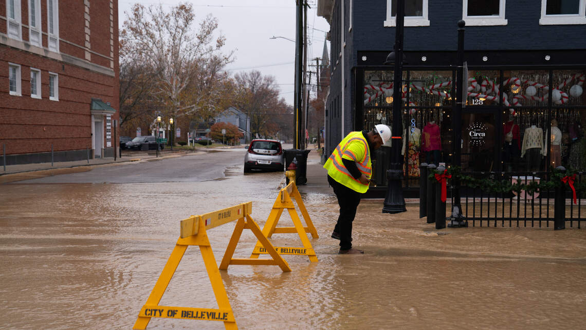 Belleville Main Street flooded after water main break | Belleville News ...