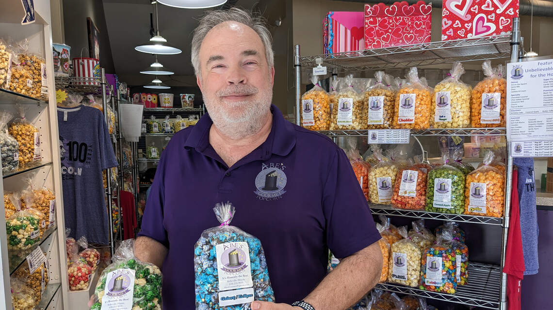 Abe’s Gourmet Popcorn in Belleville, IL, launches Eclipse flavor ...