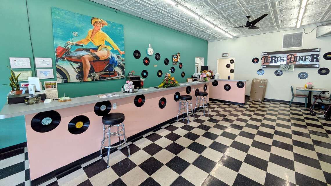 Teri’s Route 66 Diner reopens at new Granite City, IL, spot ...