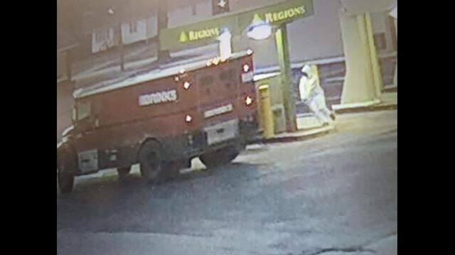 FBI releases photos of Brink’s truck robbery in Madison IL | Belleville ...